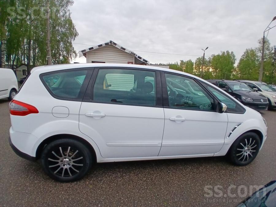 White Ford S-Max 2011 in Riga, with an engine capacity of 2.00 L and mileage of 277 thousand km for 4800 €, photo 10 on AUTOMOTO.COM.LV