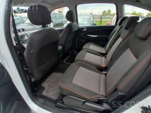 White Ford S-Max 2011 in Riga, with an engine capacity of 2.00 L and mileage of 277 thousand km for 4800 €, photo 14 on AUTOMOTO.COM.LV