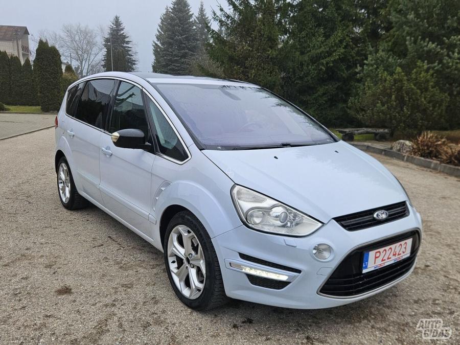 White Ford S-Max 2011 in Sirvintos, with an engine capacity of 2.00 L and mileage of 290 thousand km for 5500 €, photo 3 on AUTOMOTO.COM.LV
