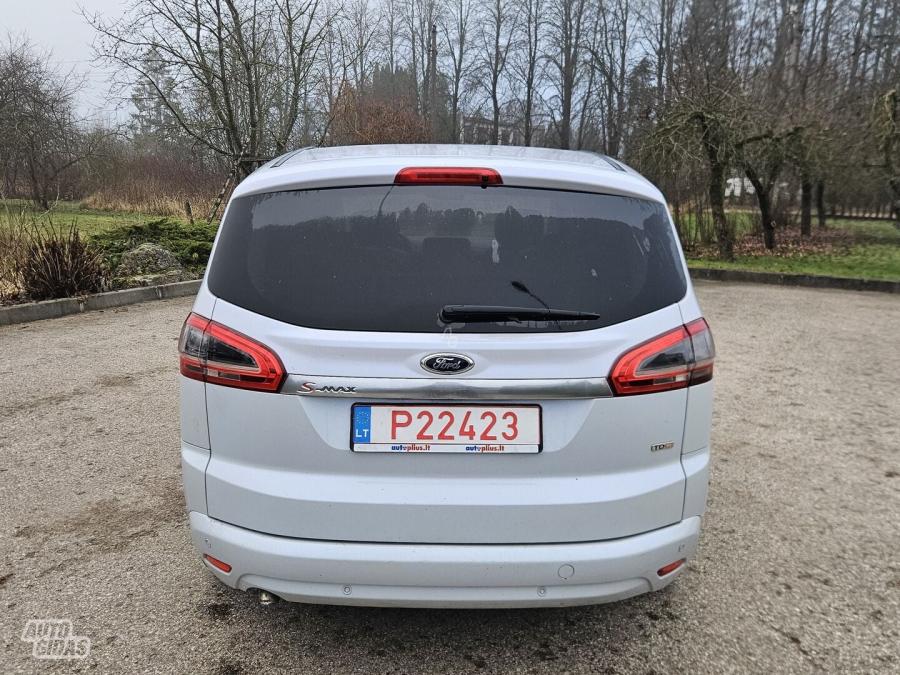 White Ford S-Max 2011 in Sirvintos, with an engine capacity of 2.00 L and mileage of 290 thousand km for 5500 €, photo 5 on AUTOMOTO.COM.LV