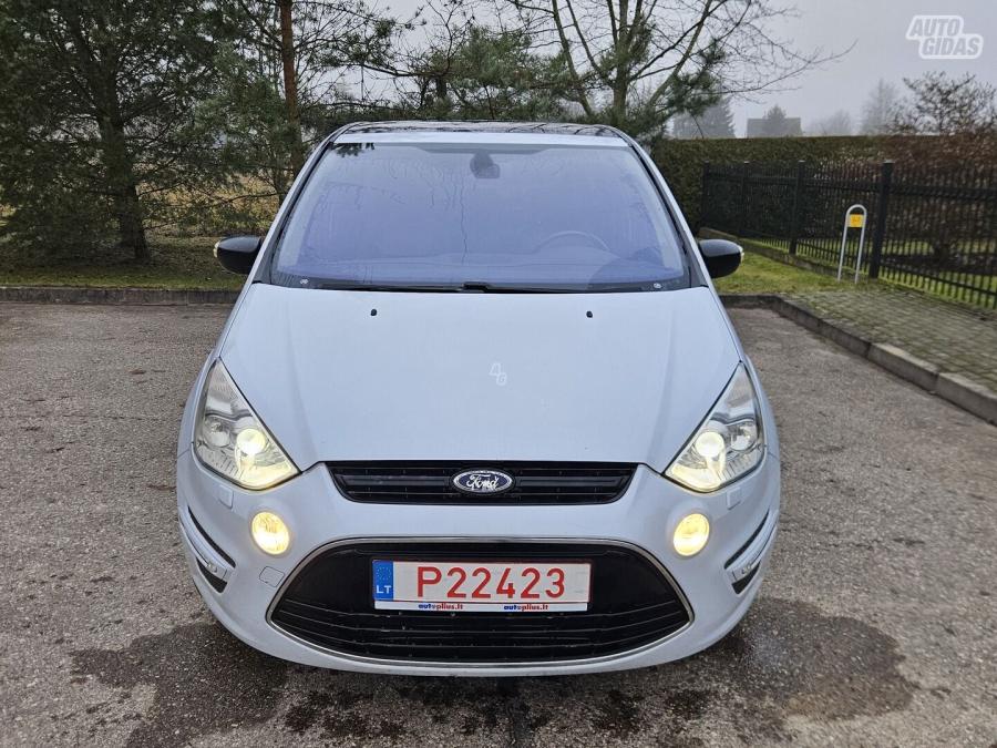 White Ford S-Max 2011 in Sirvintos, with an engine capacity of 2.00 L and mileage of 290 thousand km for 5500 €, photo 7 on AUTOMOTO.COM.LV