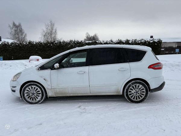 White Ford S-Max 2011 in Taurage, with an engine capacity of 2.00 L and mileage of 240 thousand km for 3200 €, photo 2 on AUTOMOTO.COM.LV