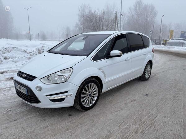 White Ford S-Max 2011 in Taurage, with an engine capacity of 2.00 L and mileage of 240 thousand km for 3150 €, photo 1 on AUTOMOTO.COM.LV