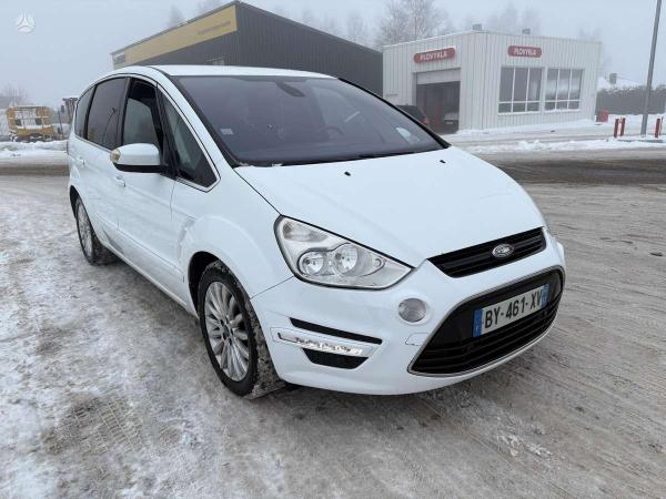White Ford S-Max 2011 in Taurage, with an engine capacity of 2.00 L and mileage of 240 thousand km for 3150 €, photo 7 on AUTOMOTO.COM.LV
