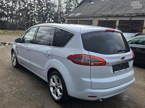 White Ford S-Max 2011 in Sirvintos, with an engine capacity of 2.00 L and mileage of 290 thousand km for 4999 €, photo 4 on AUTOMOTO.COM.LV