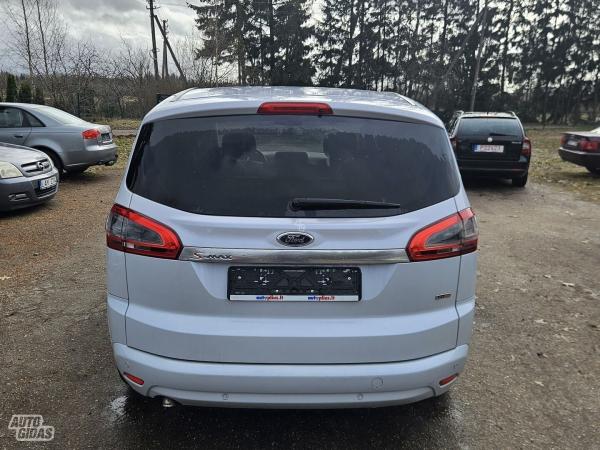 White Ford S-Max 2011 in Sirvintos, with an engine capacity of 2.00 L and mileage of 290 thousand km for 4999 €, photo 5 on AUTOMOTO.COM.LV