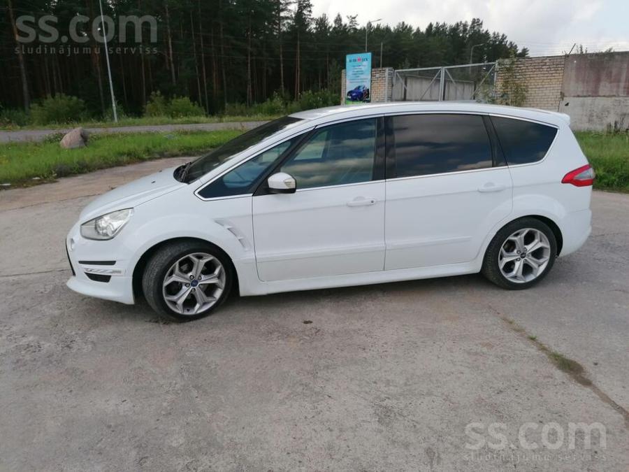 White Ford S-Max 2011 in Daugavpils, with an engine capacity of 2.20 L and mileage of 298 thousand km for 5500 €, photo 3 on AUTOMOTO.COM.LV