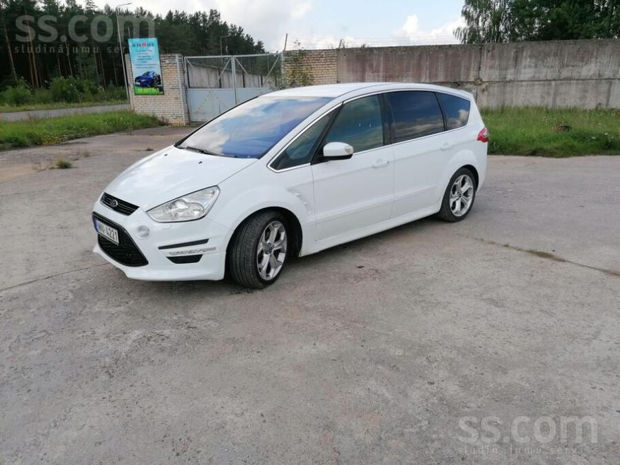 White Ford S-Max 2011 in Daugavpils, with an engine capacity of 2.20 L and mileage of 298 thousand km for 5500 €, photo 4 on AUTOMOTO.COM.LV