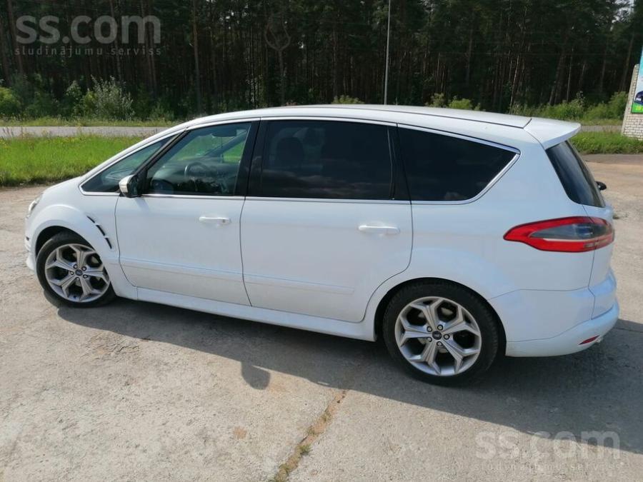 White Ford S-Max 2011 in Daugavpils, with an engine capacity of 2.20 L and mileage of 298 thousand km for 5500 €, photo 13 on AUTOMOTO.COM.LV