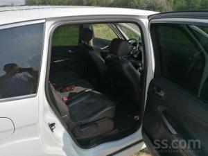 White Ford S-Max 2011 in Daugavpils, with an engine capacity of 2.20 L and mileage of 298 thousand km for 5500 €, photo 16 on AUTOMOTO.COM.LV