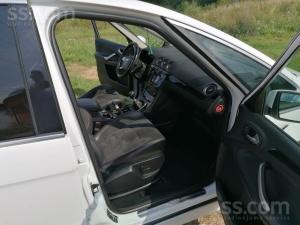 White Ford S-Max 2011 in Daugavpils, with an engine capacity of 2.20 L and mileage of 298 thousand km for 5500 €, photo 19 on AUTOMOTO.COM.LV