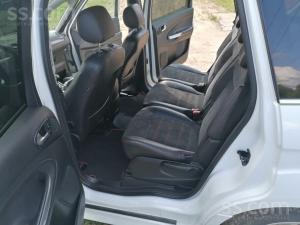 White Ford S-Max 2011 in Daugavpils, with an engine capacity of 2.20 L and mileage of 298 thousand km for 5500 €, photo 21 on AUTOMOTO.COM.LV