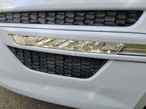 White Ford S-Max 2011 in Sirvintos, with an engine capacity of 2.00 L and mileage of 255 thousand km for 4999 €, photo 24 on AUTOMOTO.COM.LV