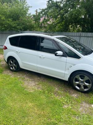 White Ford S-Max 2011 in Daugavpils, with an engine capacity of 2.20 L and mileage of 292 thousand km for 6000 €, photo 5 on AUTOMOTO.COM.LV