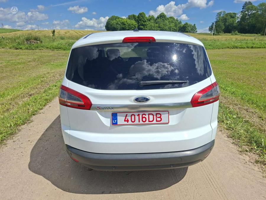 Balts Ford S-Max 2011 Birštonas, ar dzinēja tilpumu 2.00 L un nobraukumu 244 tūkst. km par 4400 €, foto 7 vietnē AUTOMOTO.COM.LV