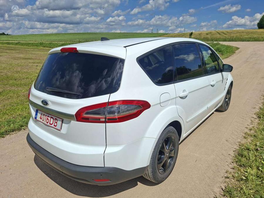 Balts Ford S-Max 2011 Birštonas, ar dzinēja tilpumu 2.00 L un nobraukumu 244 tūkst. km par 4400 €, foto 8 vietnē AUTOMOTO.COM.LV