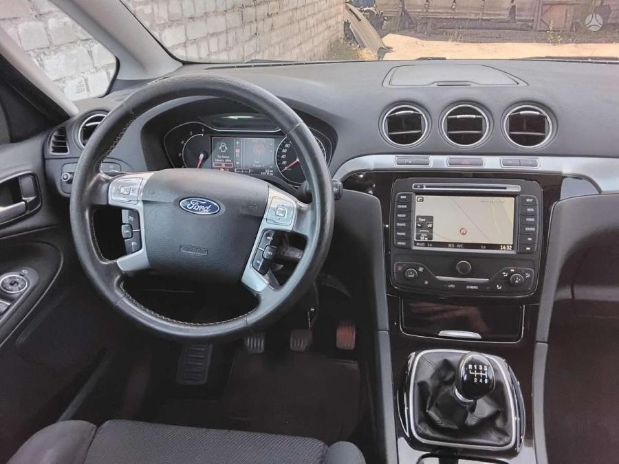 Balts Ford S-Max 2011 Šauļi, ar dzinēja tilpumu 2.00 L un nobraukumu 310 tūkst. km par 3900 €, foto 13 vietnē AUTOMOTO.COM.LV