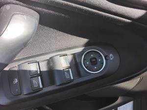 Balts Ford S-Max 2011 Šauļi, ar dzinēja tilpumu 2.00 L un nobraukumu 310 tūkst. km par 3900 €, foto 17 vietnē AUTOMOTO.COM.LV