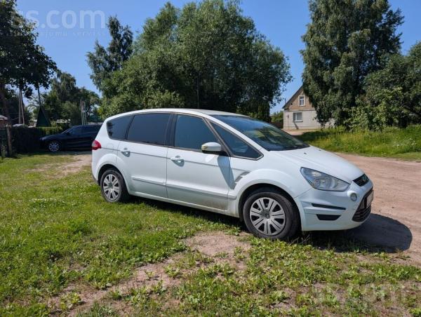 White Ford S-Max 2011 in Liepaja, with an engine capacity of 2.00 L and mileage of 251 thousand km for 2650 €, photo 1 on AUTOMOTO.COM.LV