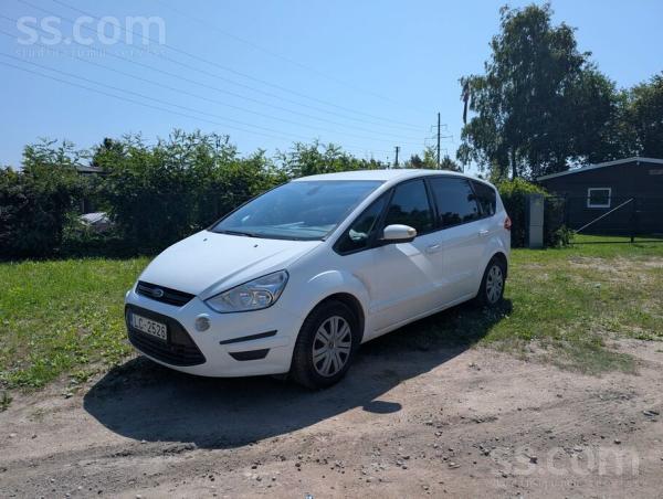 White Ford S-Max 2011 in Liepaja, with an engine capacity of 2.00 L and mileage of 251 thousand km for 2650 €, photo 4 on AUTOMOTO.COM.LV