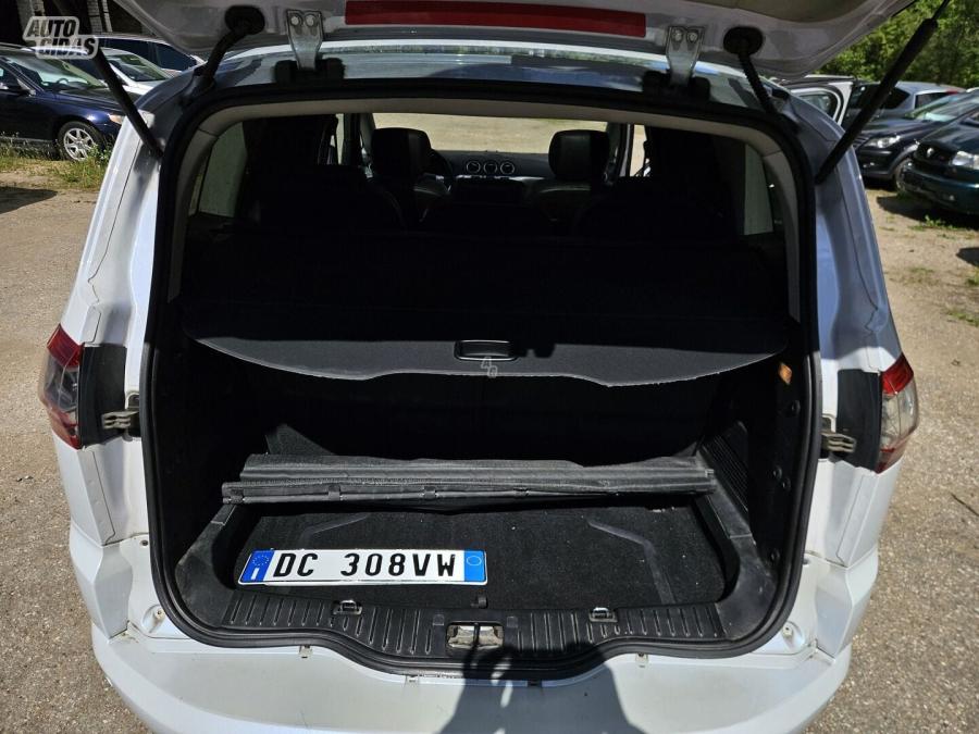 Balts Ford S-Max 2011 Širvintos, ar dzinēja tilpumu 2.00 L un nobraukumu 255 tūkst. km par 4750 €, foto 21 vietnē AUTOMOTO.COM.LV