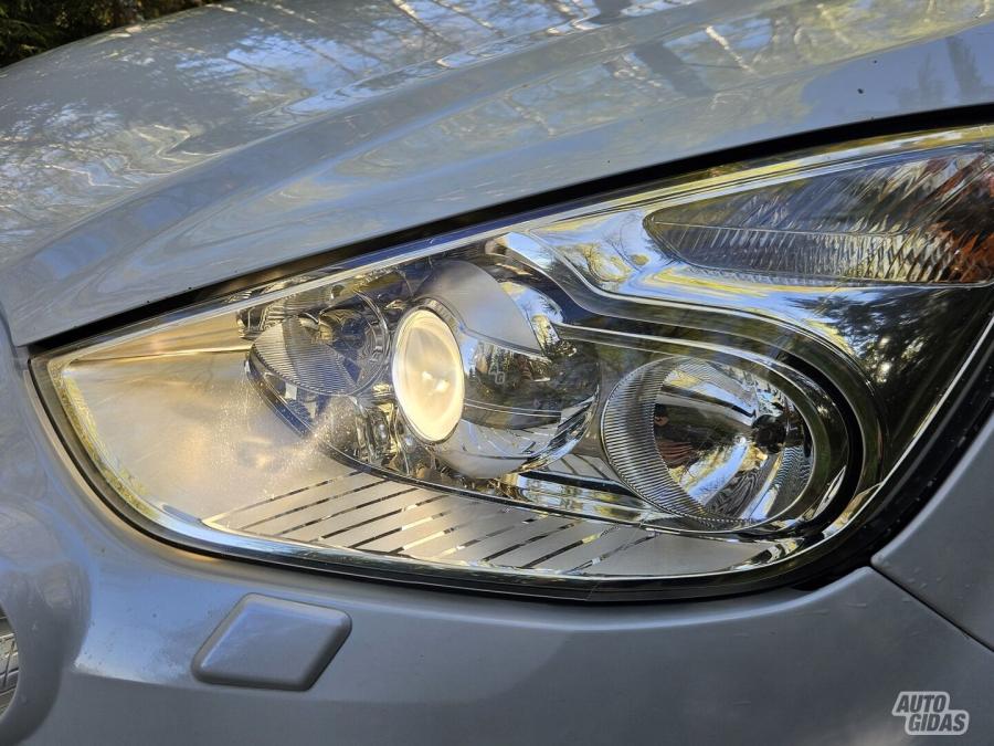 Balts Ford S-Max 2011 Širvintos, ar dzinēja tilpumu 2.00 L un nobraukumu 255 tūkst. km par 4750 €, foto 23 vietnē AUTOMOTO.COM.LV