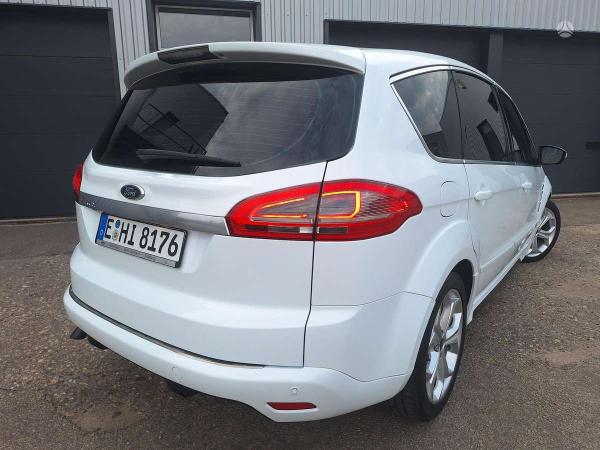 White Ford S-Max 2011 in Jonava, with an engine capacity of 2.00 L and mileage of 298 thousand km for 5300 €, photo 2 on AUTOMOTO.COM.LV