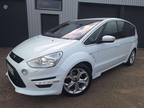 White Ford S-Max 2011 in Jonava, with an engine capacity of 2.00 L and mileage of 298 thousand km for 5300 €, photo 8 on AUTOMOTO.COM.LV