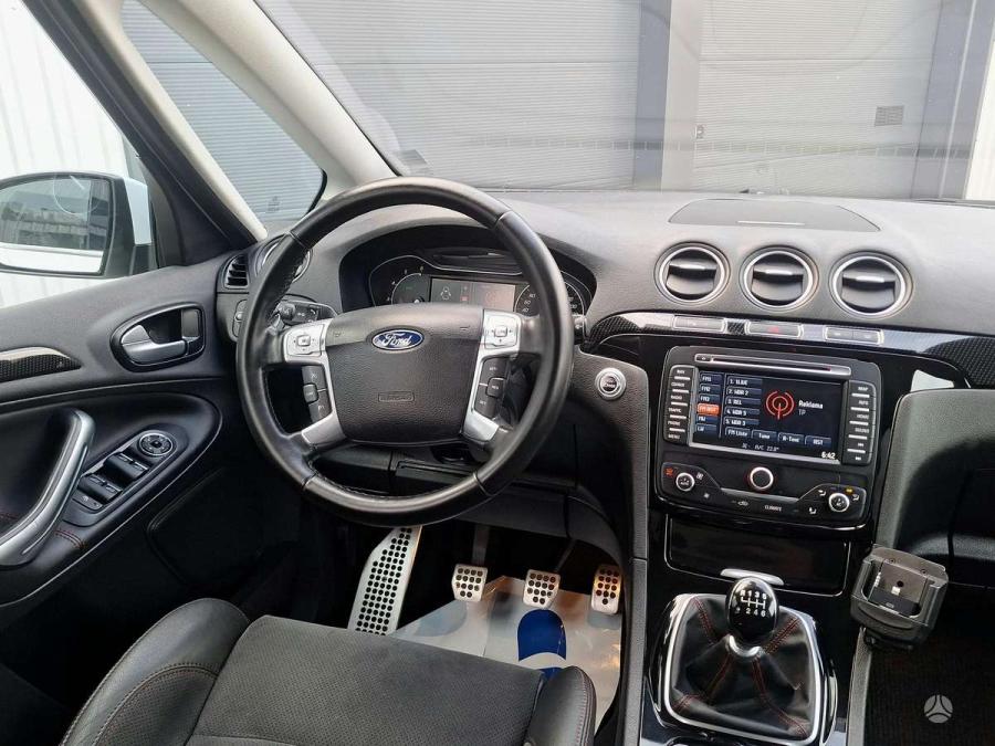 Balts Ford S-Max 2011 Jonava, ar dzinēja tilpumu 2.00 L un nobraukumu 298 tūkst. km par 5300 €, foto 24 vietnē AUTOMOTO.COM.LV