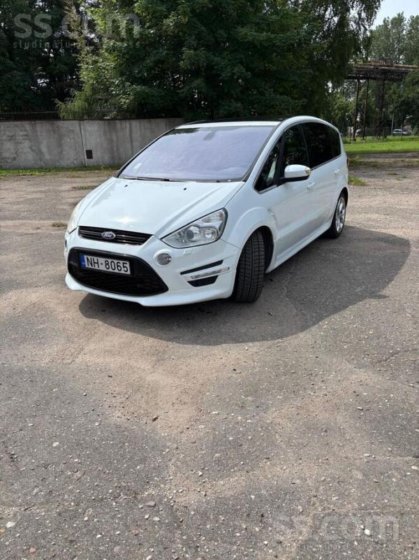 Balts Ford S-Max 2011 Liepāja, ar dzinēja tilpumu 2.00 L un nobraukumu 383 tūkst. km par 5200 €, foto 3 vietnē AUTOMOTO.COM.LV