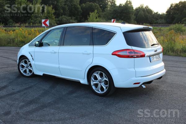 White Ford S-Max 2011 in Rezekne, with an engine capacity of 2.00 L and mileage of 297 thousand km for 6580 €, photo 4 on AUTOMOTO.COM.LV