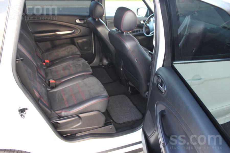 White Ford S-Max 2011 in Rezekne, with an engine capacity of 2.00 L and mileage of 297 thousand km for 6580 €, photo 13 on AUTOMOTO.COM.LV