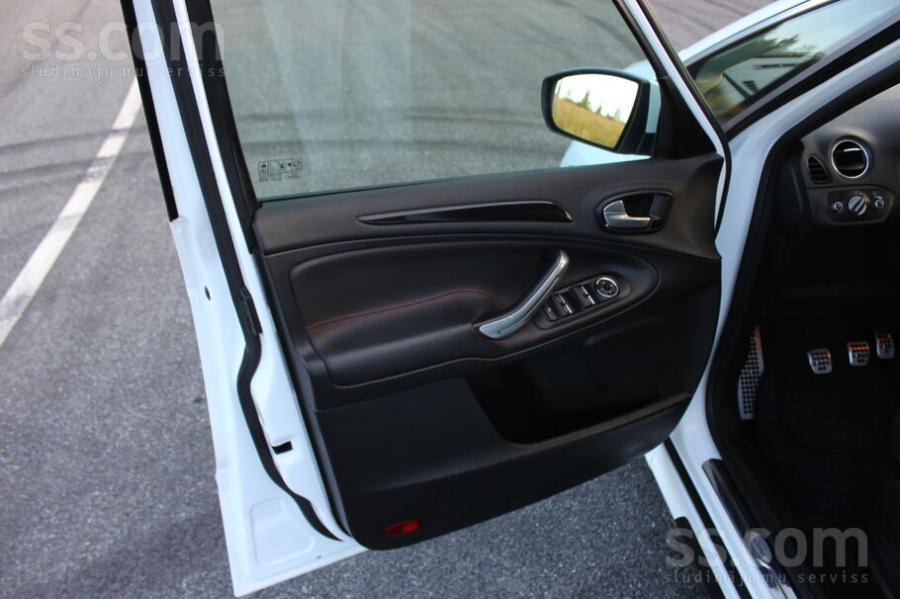 White Ford S-Max 2011 in Rezekne, with an engine capacity of 2.00 L and mileage of 297 thousand km for 6580 €, photo 16 on AUTOMOTO.COM.LV