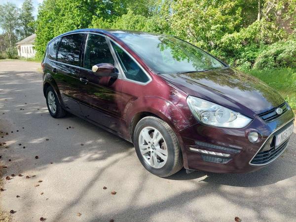 White Ford S-Max 2011 in Radviliskis, with an engine capacity of 2.00 L and mileage of 288 thousand km for 4350 €, photo 1 on AUTOMOTO.COM.LV
