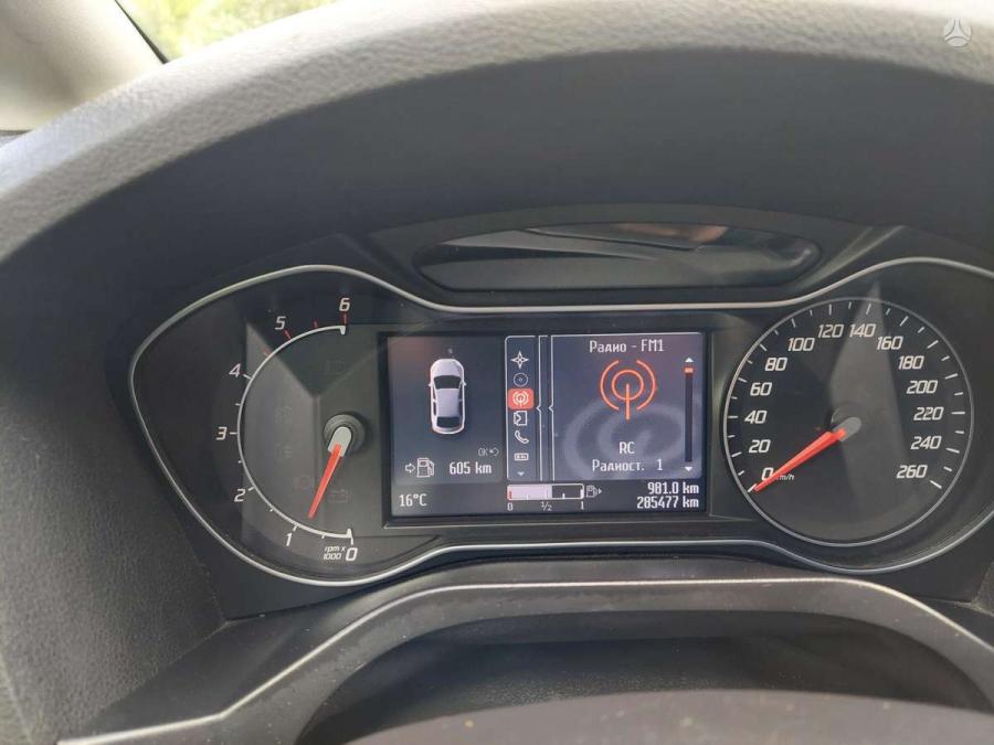 White Ford S-Max 2011 in Radviliskis, with an engine capacity of 2.00 L and mileage of 288 thousand km for 4350 €, photo 16 on AUTOMOTO.COM.LV