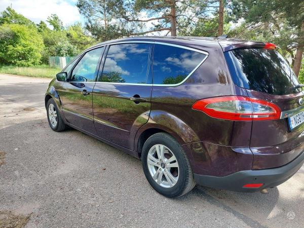 Balts Ford S-Max 2011 Radviliškis, ar dzinēja tilpumu 2.00 L un nobraukumu 288 tūkst. km par 4350 €, foto 4 vietnē AUTOMOTO.COM.LV