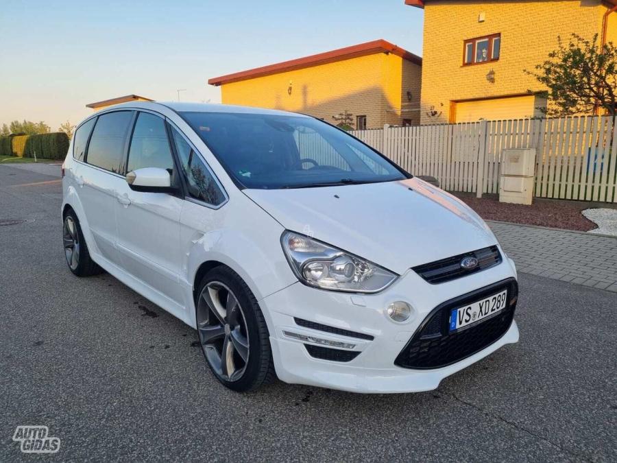 White Ford S-Max 2011 in Panevezys, with an engine capacity of 2.20 L and mileage of 270 thousand km for 5900 €, photo 8 on AUTOMOTO.COM.LV