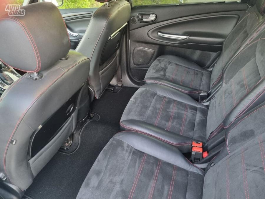 White Ford S-Max 2011 in Panevezys, with an engine capacity of 2.20 L and mileage of 270 thousand km for 5900 €, photo 14 on AUTOMOTO.COM.LV