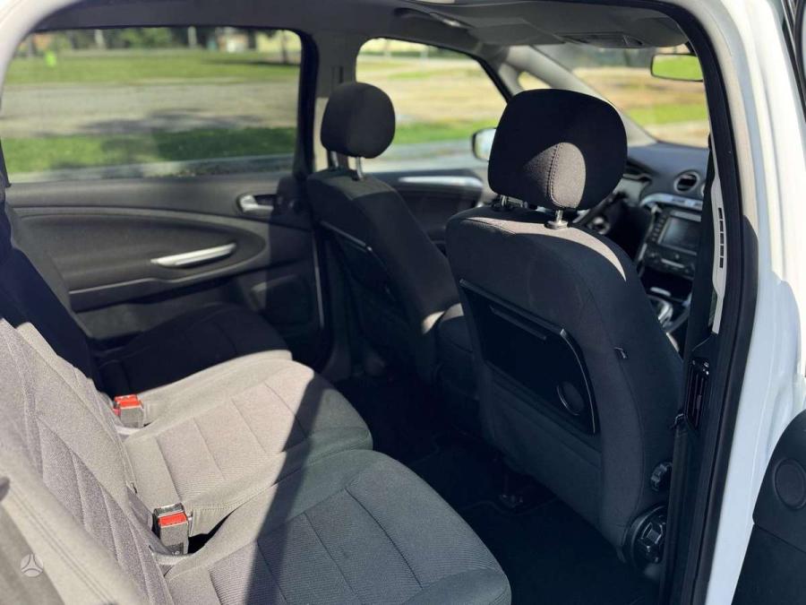 Balts Ford S-Max 2011 Tauragė, ar dzinēja tilpumu 2.00 L un nobraukumu 258 tūkst. km par 5999 €, foto 15 vietnē AUTOMOTO.COM.LV