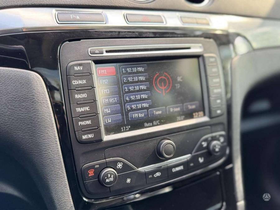 Balts Ford S-Max 2011 Tauragė, ar dzinēja tilpumu 2.00 L un nobraukumu 258 tūkst. km par 5999 €, foto 22 vietnē AUTOMOTO.COM.LV