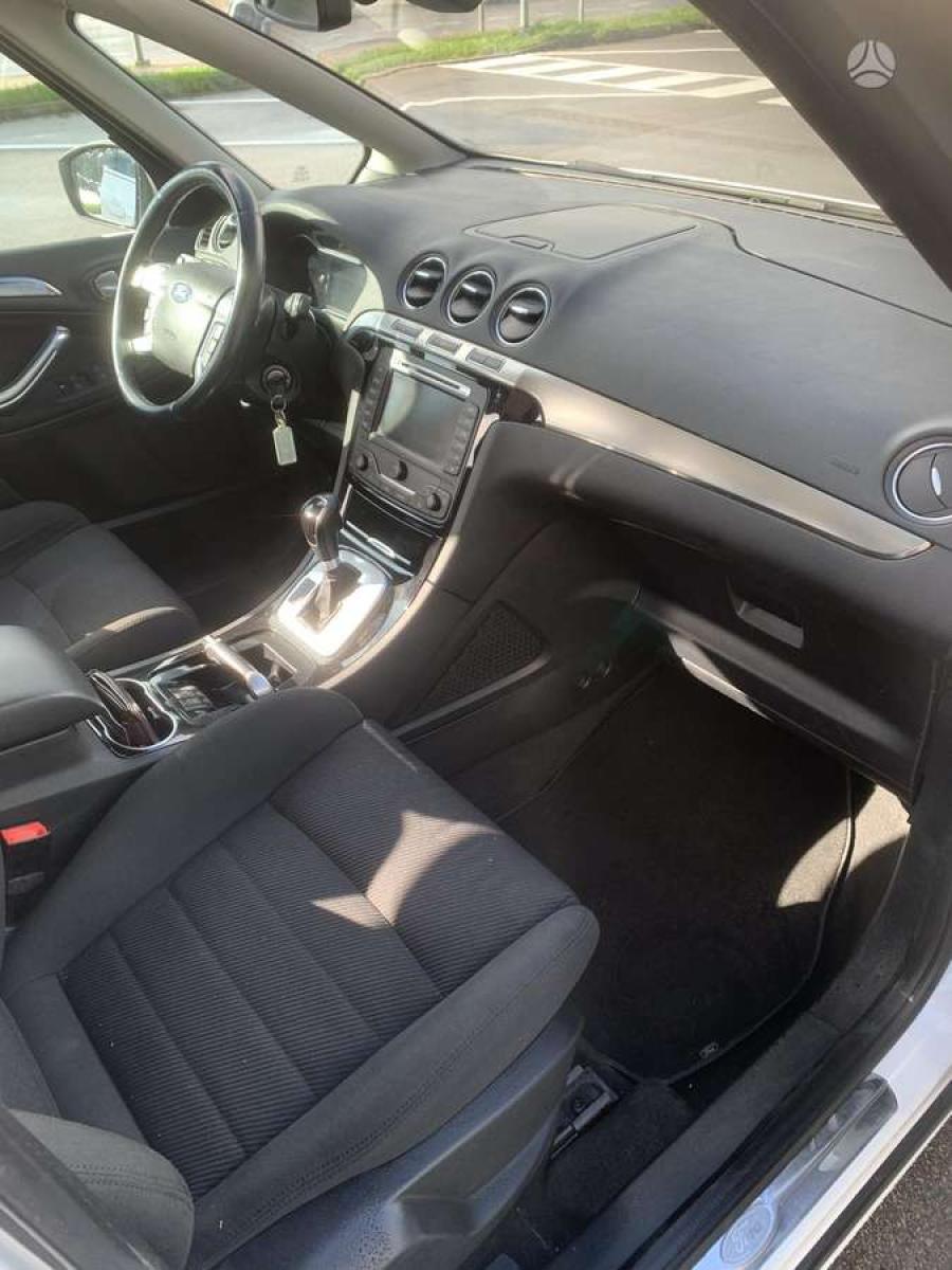 Balts Ford S-Max 2011 Kauņa, ar dzinēja tilpumu 2.00 L un nobraukumu 244 tūkst. km par 4650 €, foto 13 vietnē AUTOMOTO.COM.LV