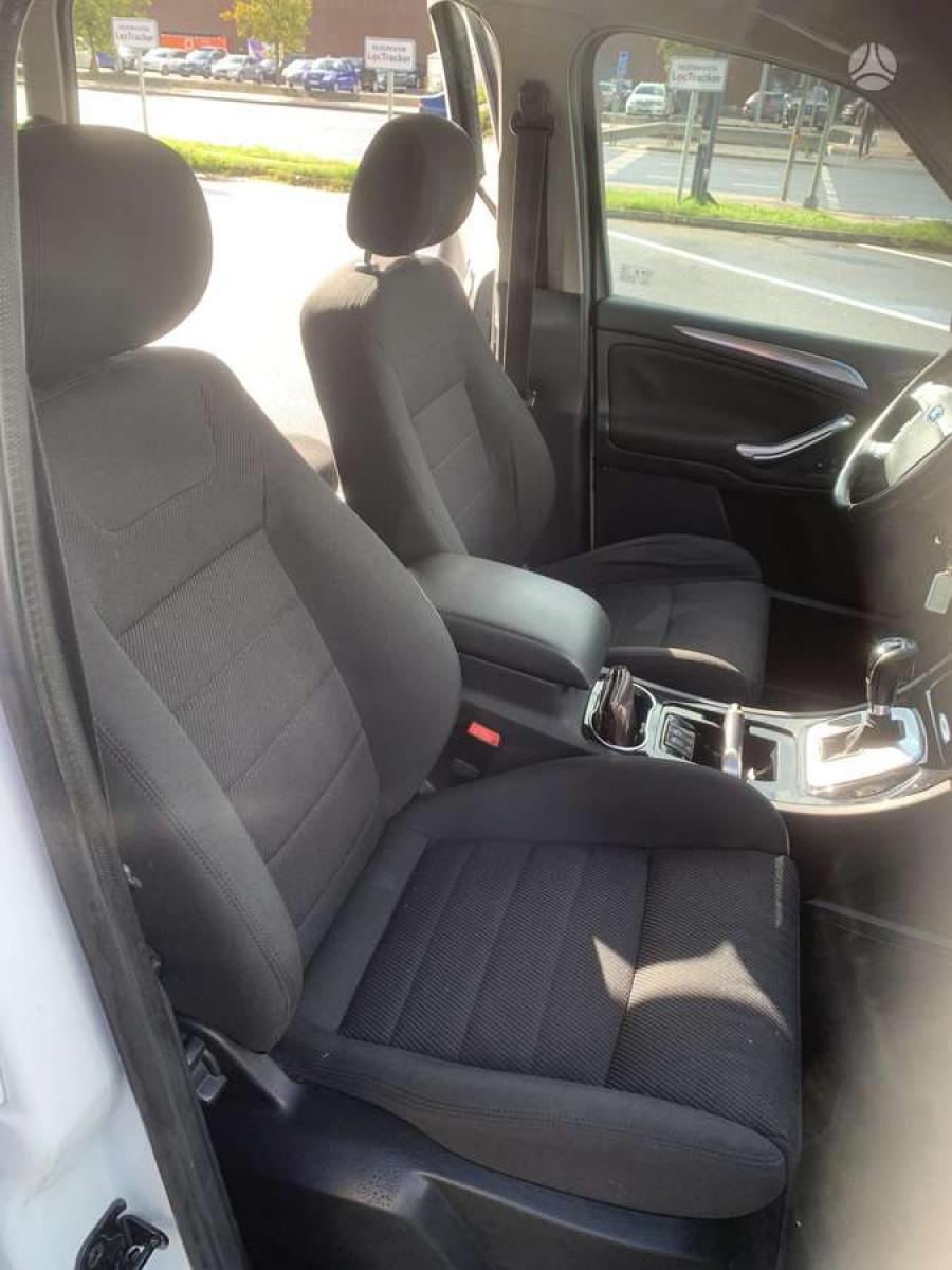 Balts Ford S-Max 2011 Kauņa, ar dzinēja tilpumu 2.00 L un nobraukumu 244 tūkst. km par 4650 €, foto 14 vietnē AUTOMOTO.COM.LV