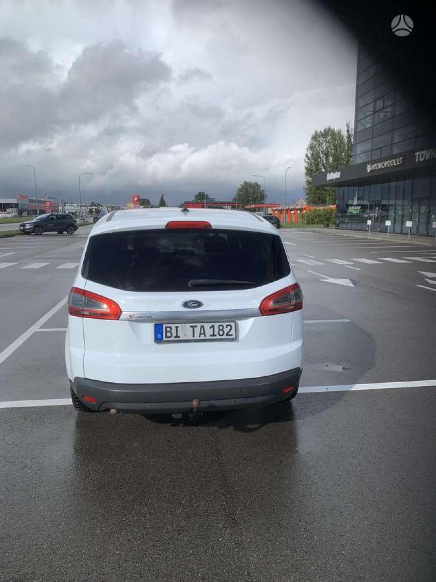 Balts Ford S-Max 2011 Kauņa, ar dzinēja tilpumu 2.00 L un nobraukumu 244 tūkst. km par 4650 €, foto 20 vietnē AUTOMOTO.COM.LV