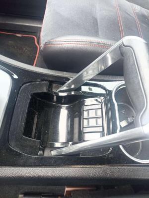 Balts Ford S-Max 2011 Jonava, ar dzinēja tilpumu 2.18 L un nobraukumu 270 tūkst. km par 6750 €, foto 12 vietnē AUTOMOTO.COM.LV