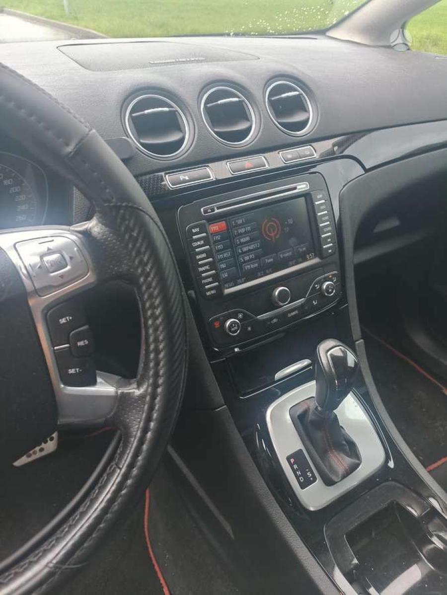 Balts Ford S-Max 2011 Jonava, ar dzinēja tilpumu 2.18 L un nobraukumu 270 tūkst. km par 6750 €, foto 13 vietnē AUTOMOTO.COM.LV