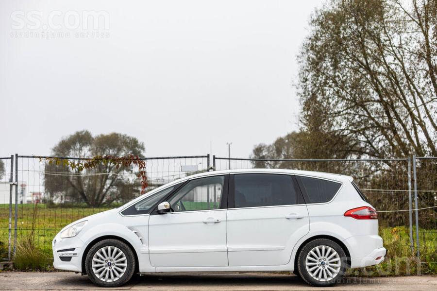 White Ford S-Max 2011 in Riga, with an engine capacity of 2.00 L and mileage of 407 thousand km for 5390 €, photo 5 on AUTOMOTO.COM.LV