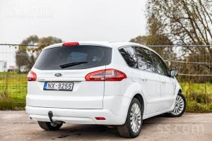White Ford S-Max 2011 in Riga, with an engine capacity of 2.00 L and mileage of 407 thousand km for 5390 €, photo 8 on AUTOMOTO.COM.LV