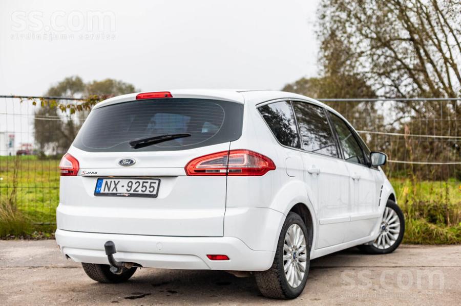 White Ford S-Max 2011 in Riga, with an engine capacity of 2.00 L and mileage of 407 thousand km for 5390 €, photo 8 on AUTOMOTO.COM.LV