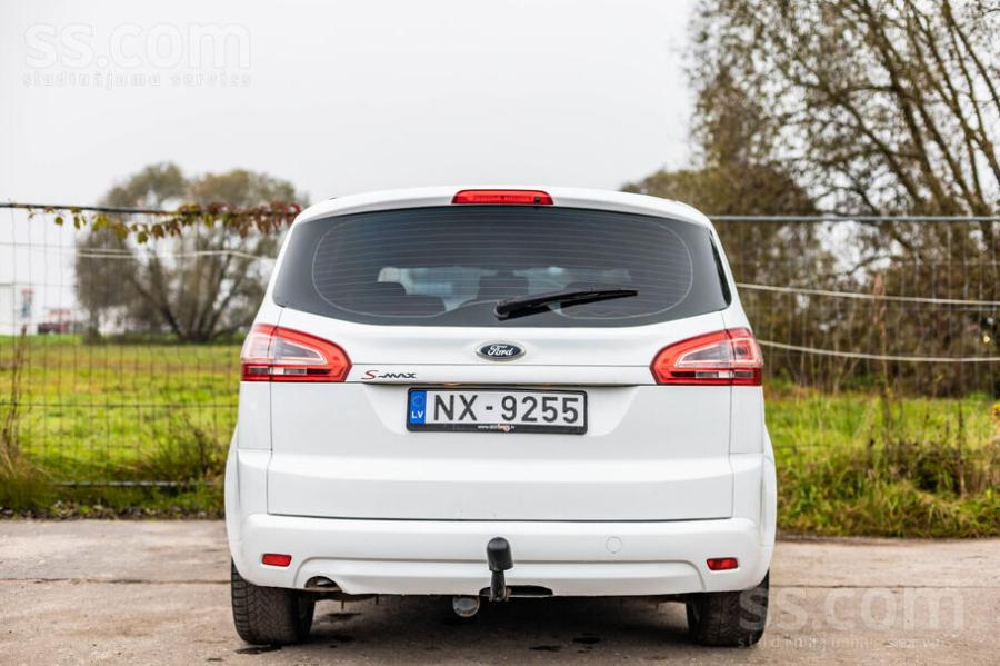 White Ford S-Max 2011 in Riga, with an engine capacity of 2.00 L and mileage of 407 thousand km for 5390 €, photo 9 on AUTOMOTO.COM.LV