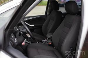 White Ford S-Max 2011 in Riga, with an engine capacity of 2.00 L and mileage of 407 thousand km for 5390 €, photo 13 on AUTOMOTO.COM.LV